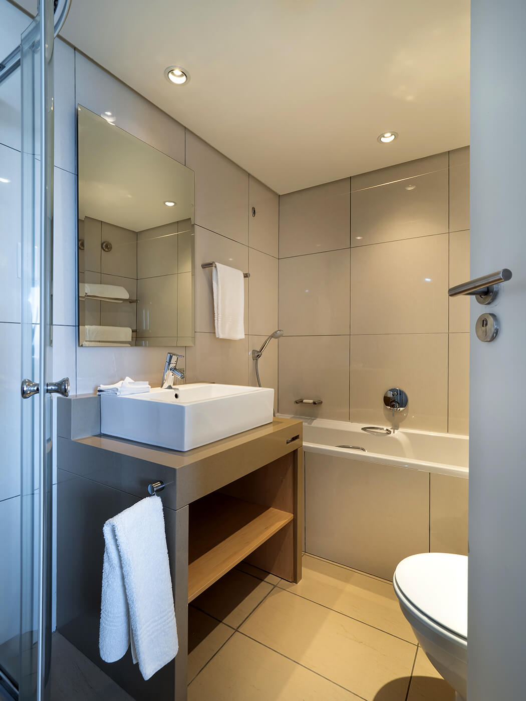 Bathroom tiling – Magic tiling